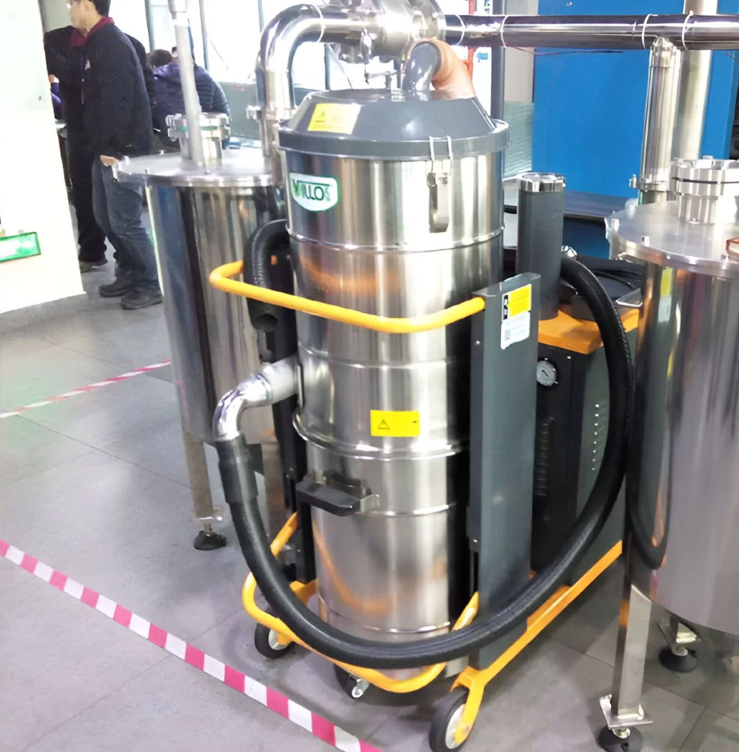 Next-Gen Industrial Vacuum Cleaning Technology | Villo